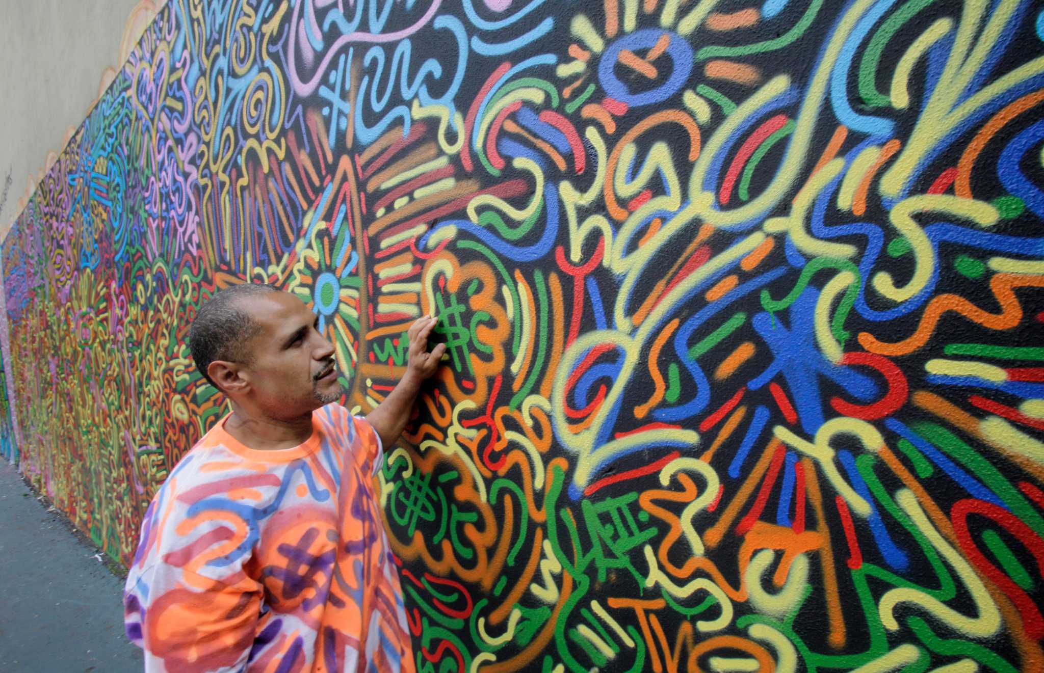 '70s graffiti artists still feel the urge to tag