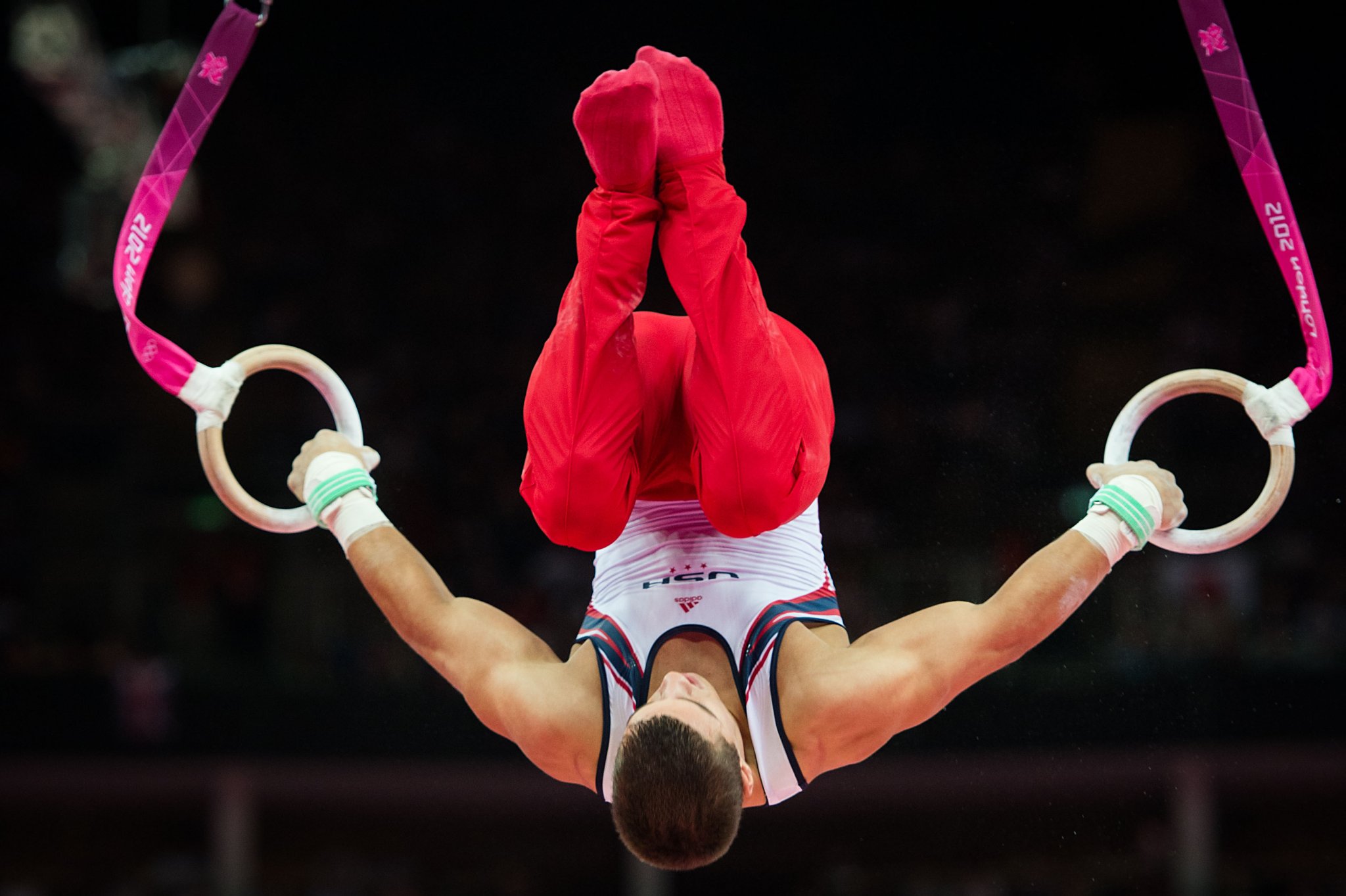Top qualifying U.S. men's gymnastics team comes up medal-less