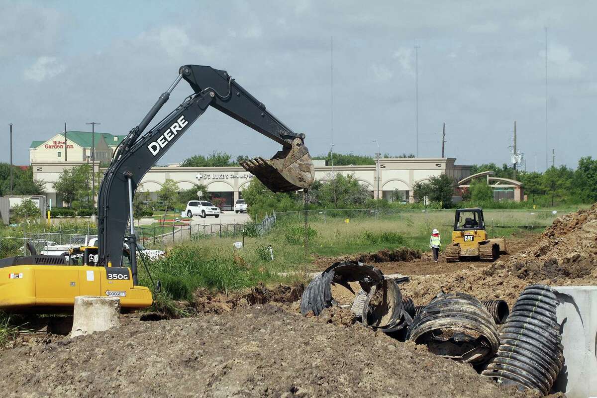 Building projects advance in Pearland area