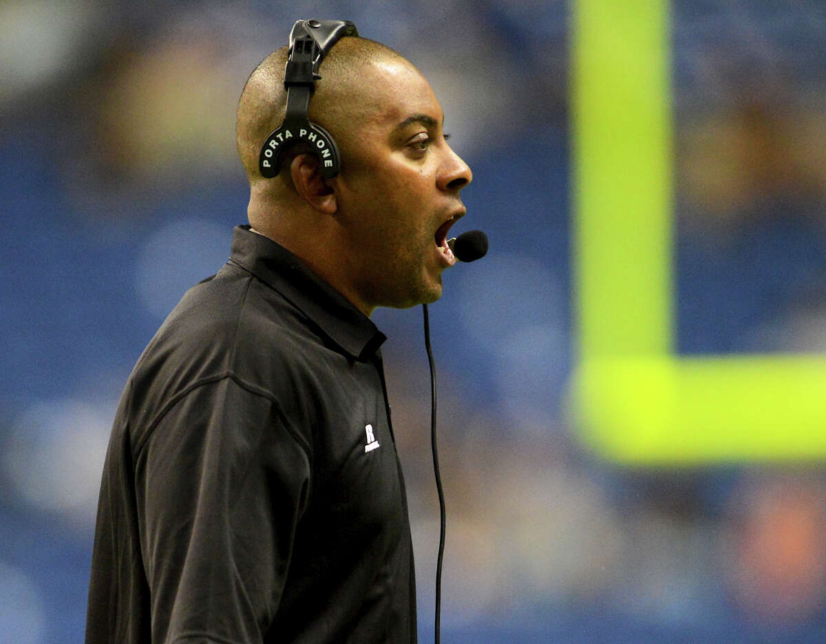 Steele's Jinks to coach Tech running backs