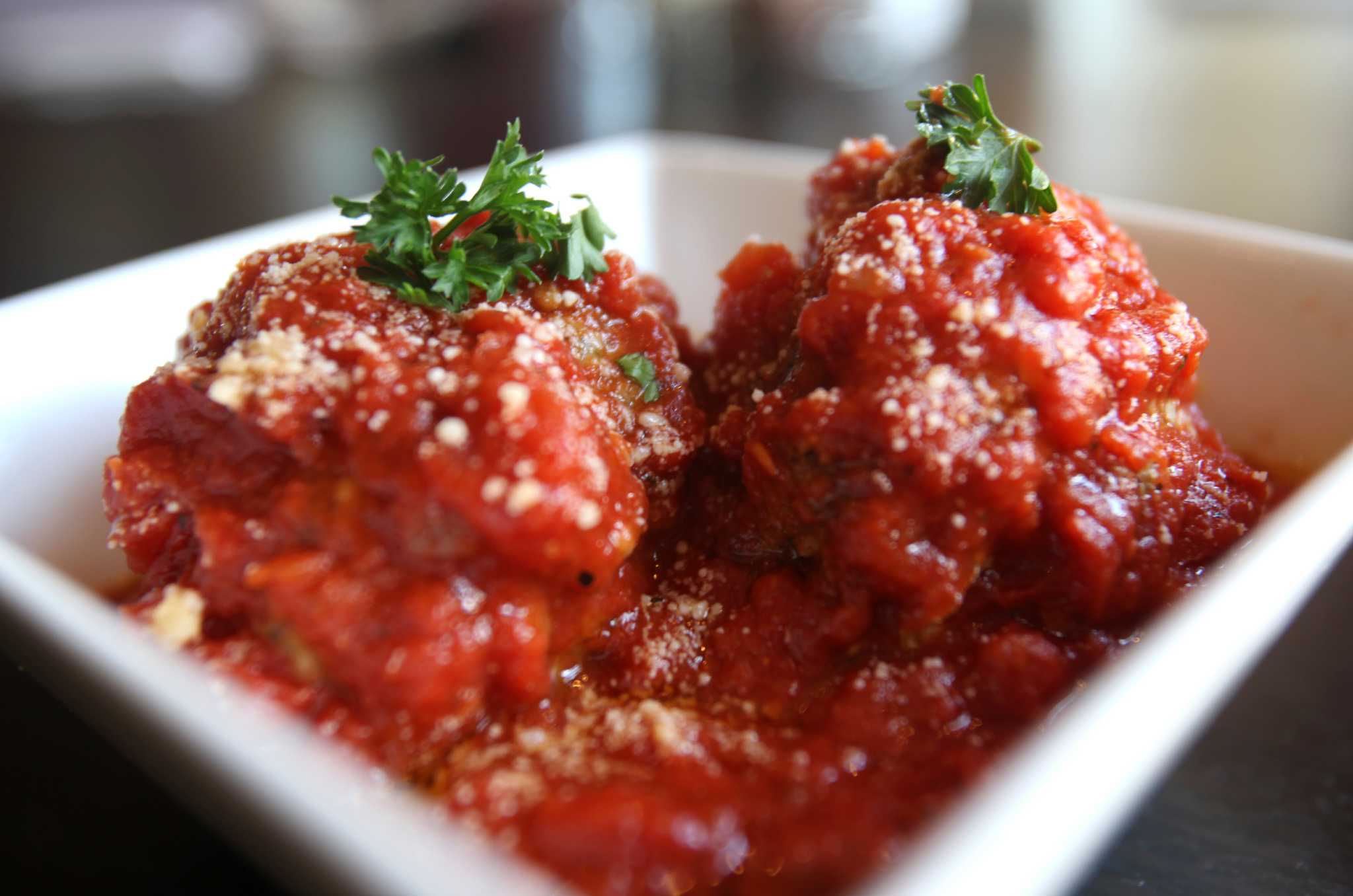 Review | DiLiberto's Restaurant & Bakery