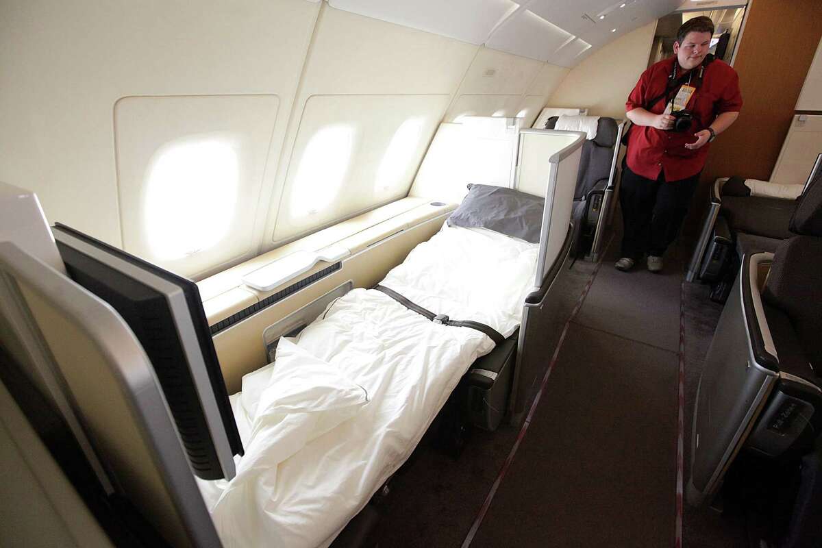 World's largest jetliner makes first landing at Bush Intercontinental