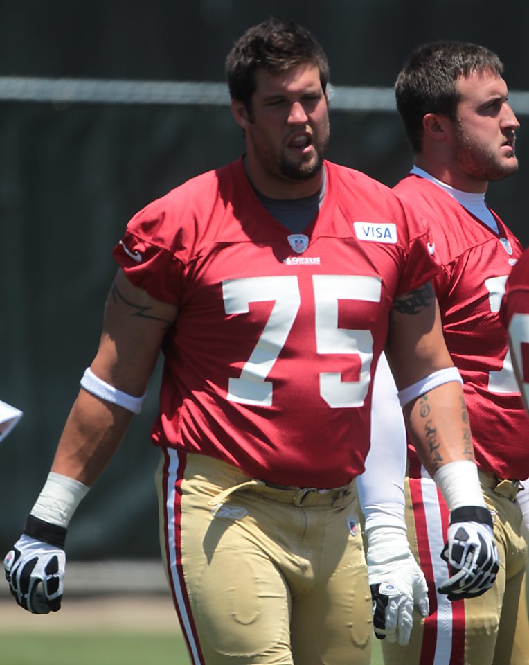 Boone, Davis vie for 49ers' guard spot