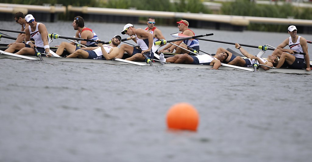 'Rocky' rowers make it a fight