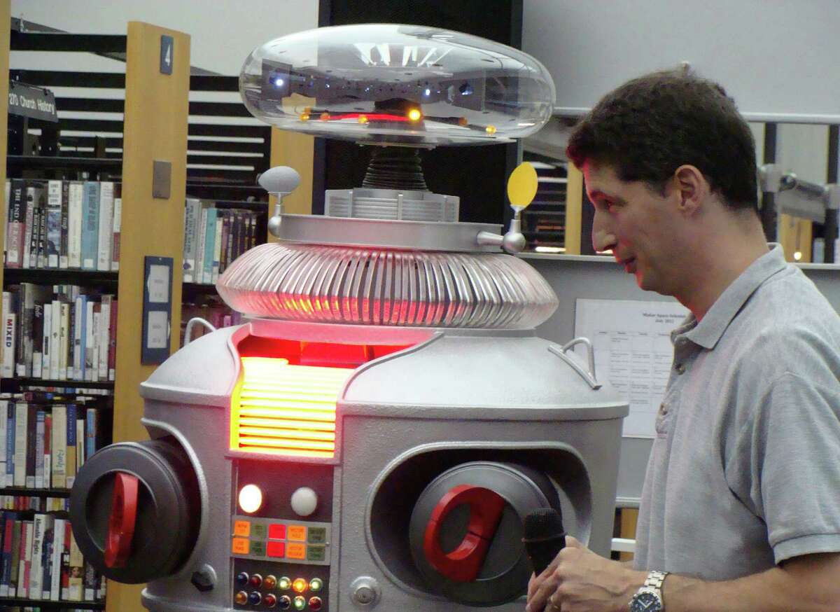 B9 robot, no 'bubble-headed booby,' wows Westport crowd