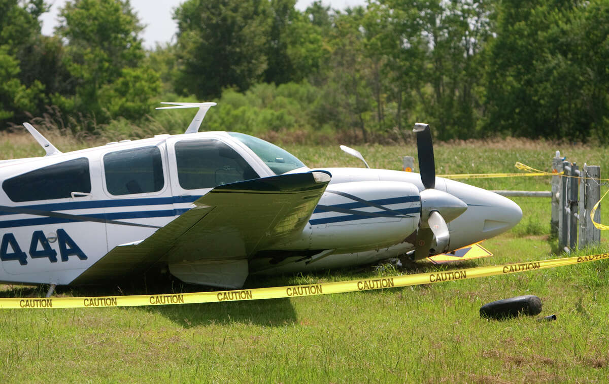Plane runs off runway
