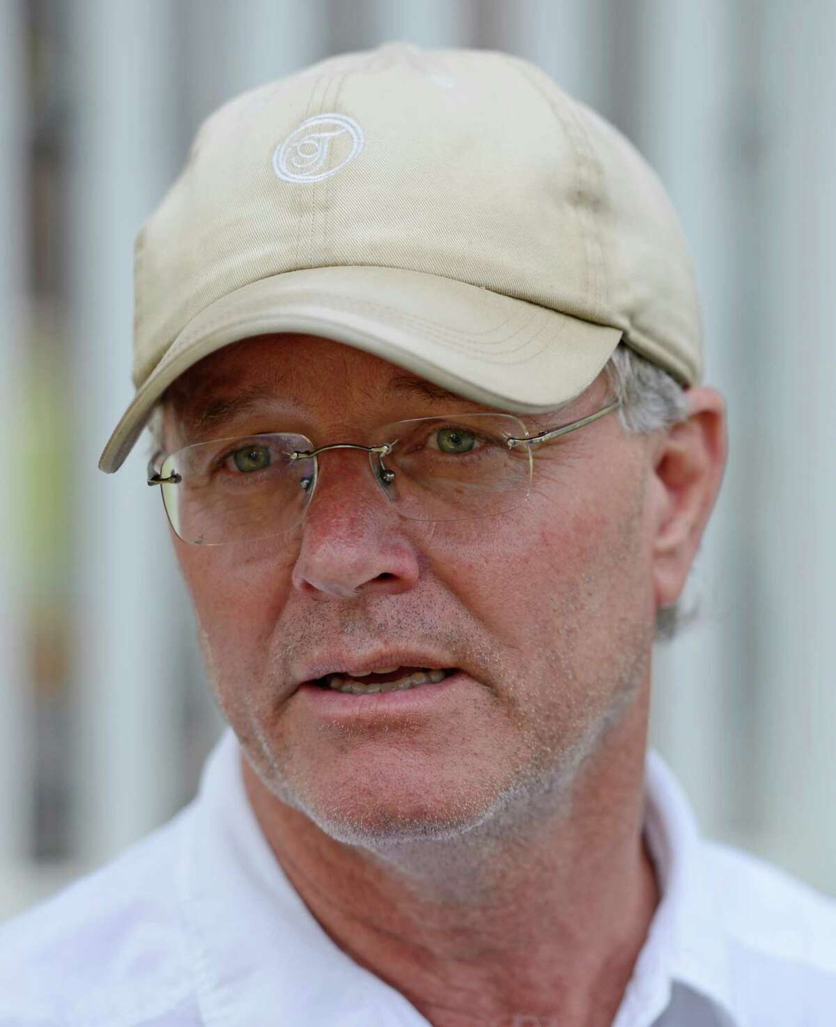 Mott is Flat Out serious