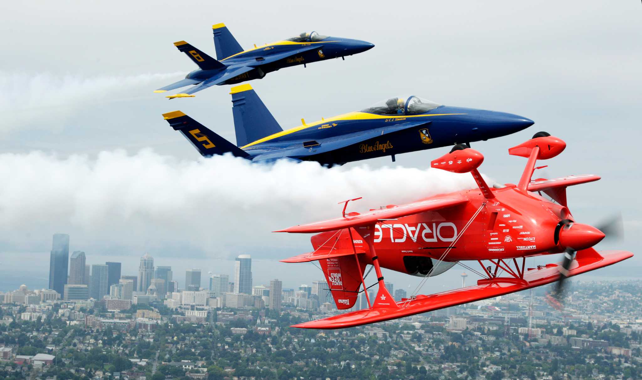 Seafair planes take to skies over Seattle