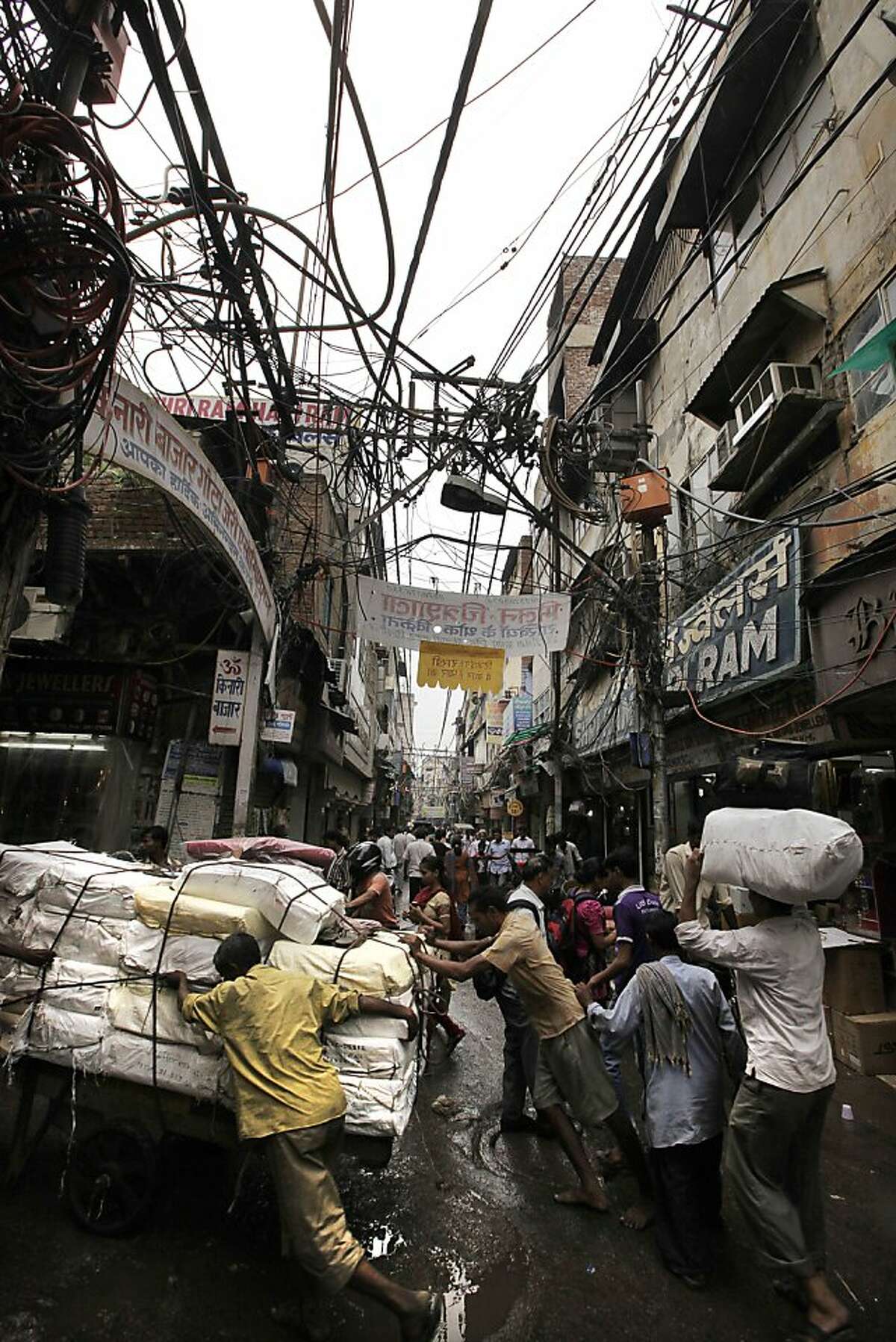 Huge blackouts in India