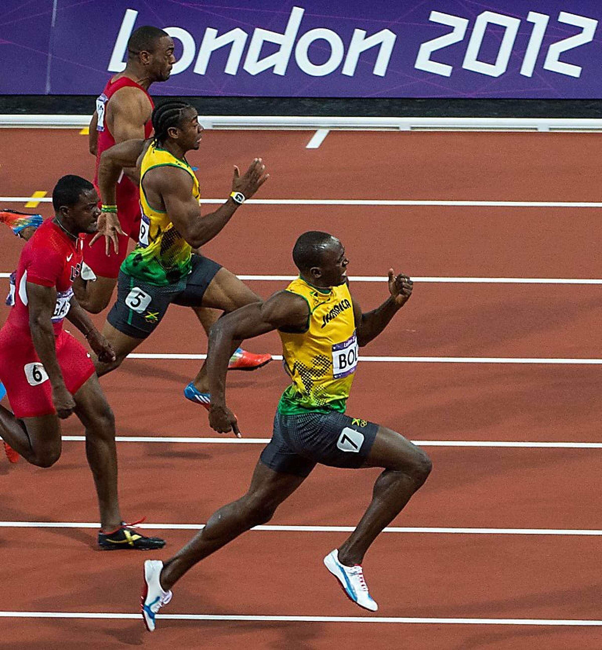 Richards-Ross gives U.S. 1st track gold