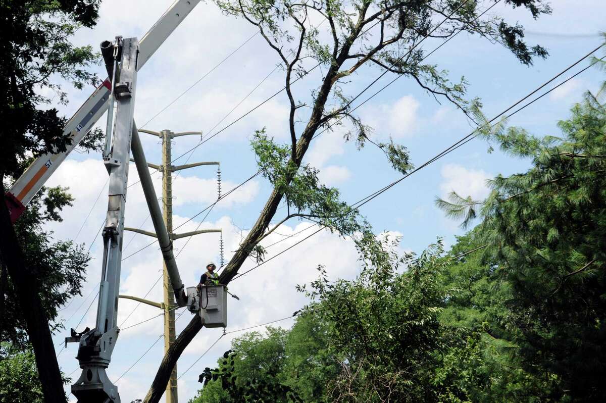 Bob Horton: CL&P again shows it's not ready