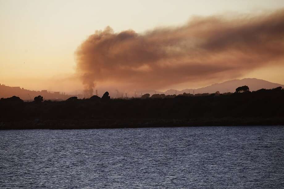 Fire at Chevron refinery in Richmond - SFGate