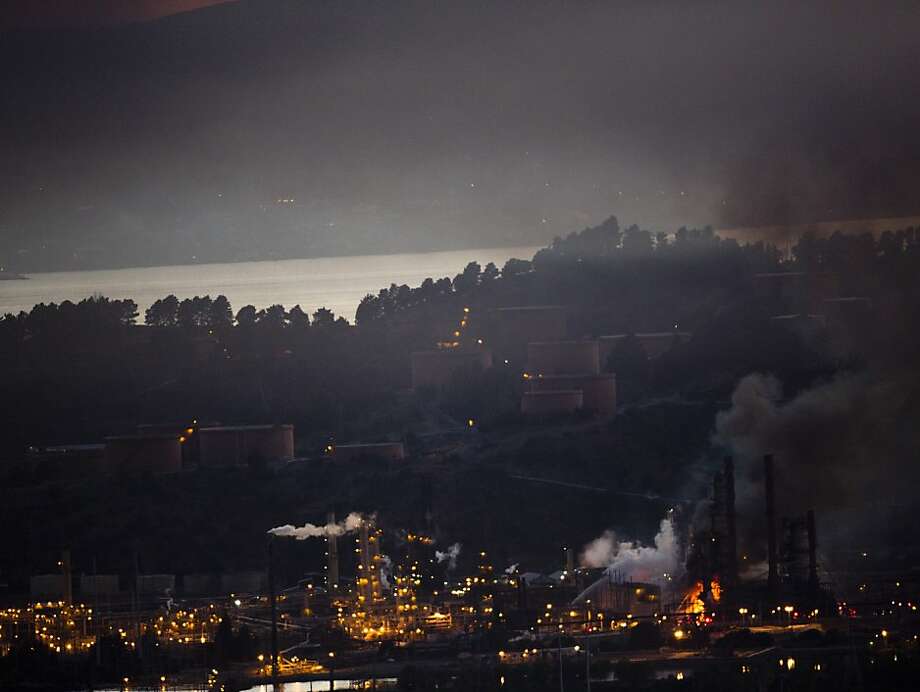 Fire at Chevron refinery in Richmond - SFGate