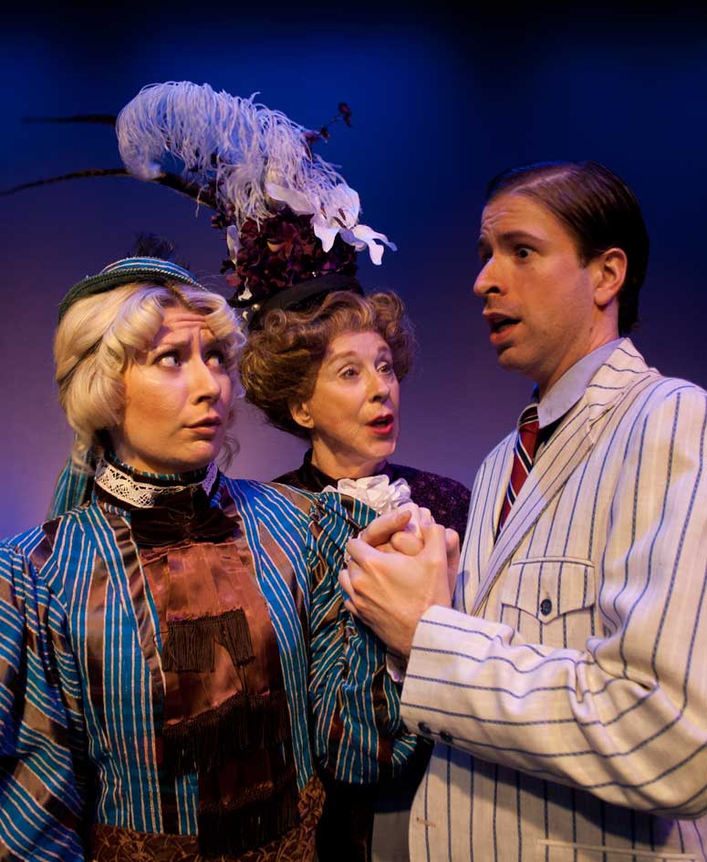 Classic does justice to 'The Importance of Being Earnest'