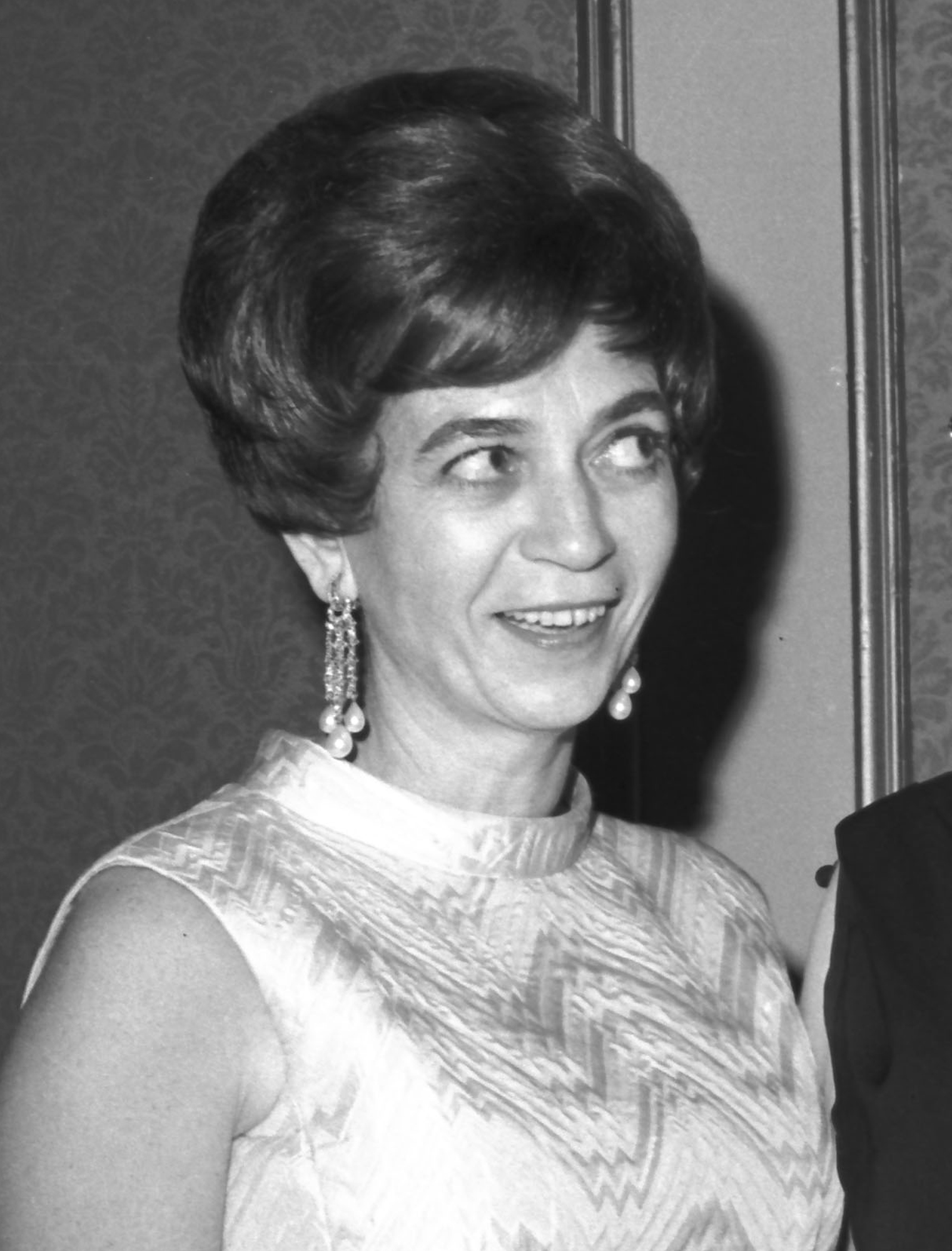 Judith Crist, Influential Film Critic, Dies At 90