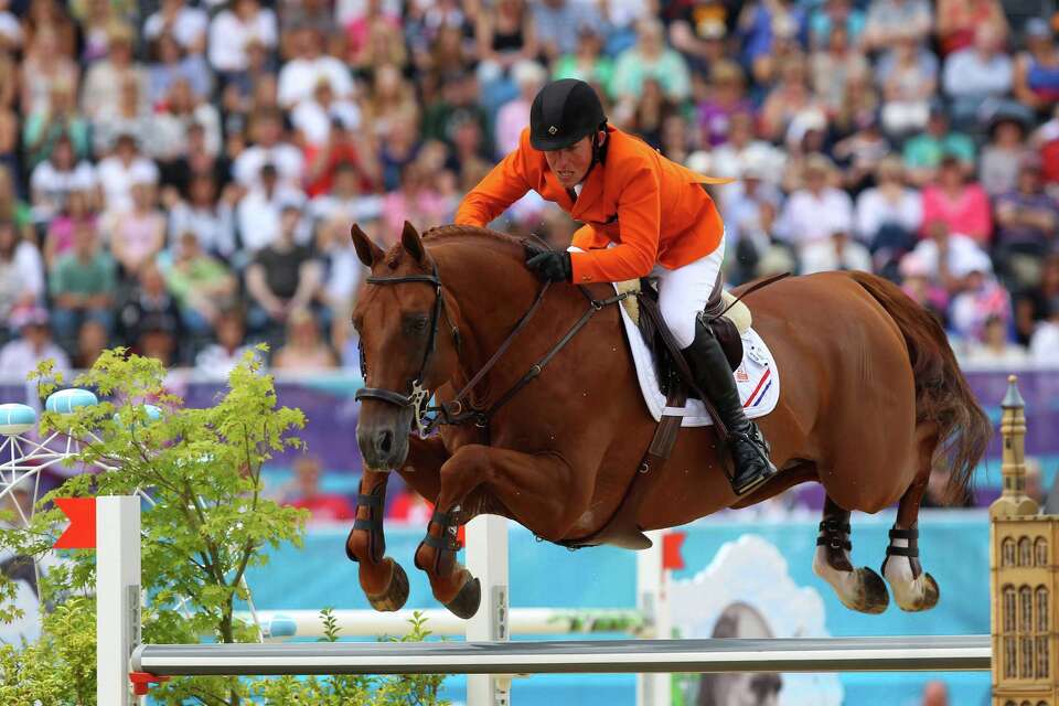 Equestrian: Show jumping