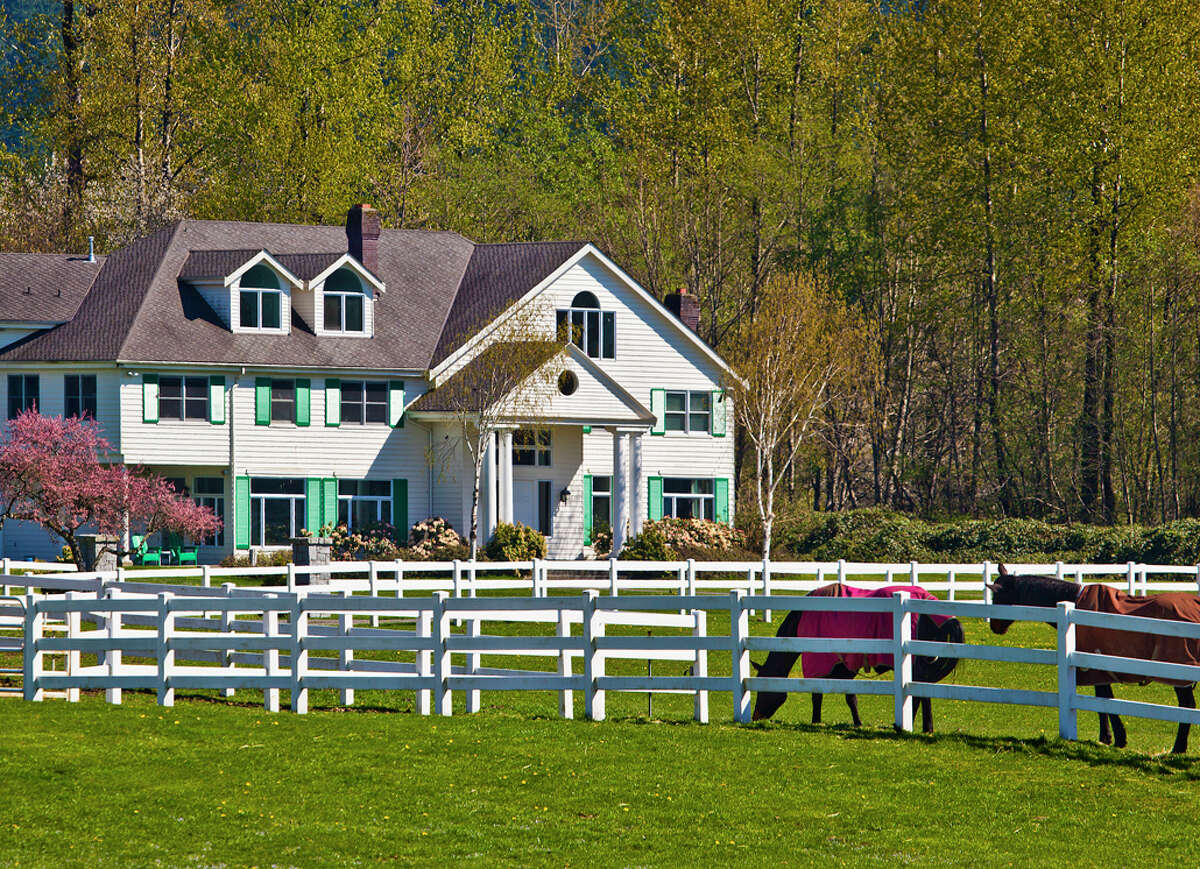 Huge farm estate for sale in North Bend