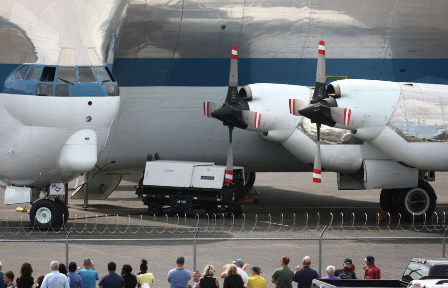 Last big space shuttle trainer section arrives in Seattle - seattlepi.com