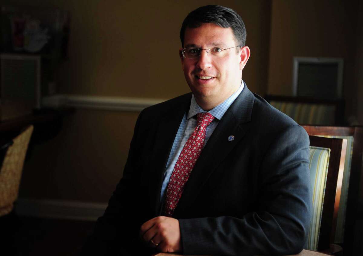 Mayors of Milford, past and present, gather for rare meeting