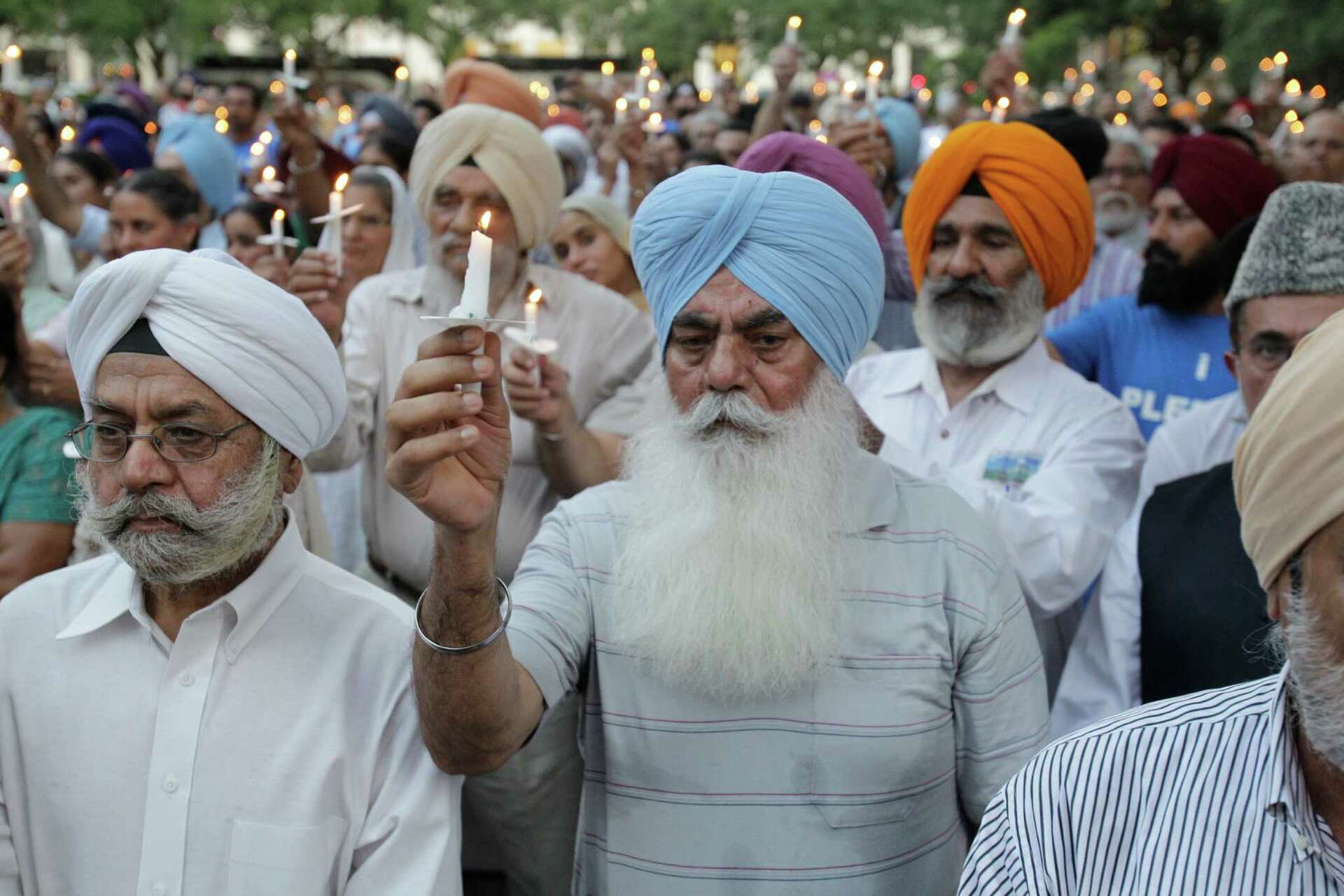 Sikh temple shooting called 'an American tragedy' at Houston vigil