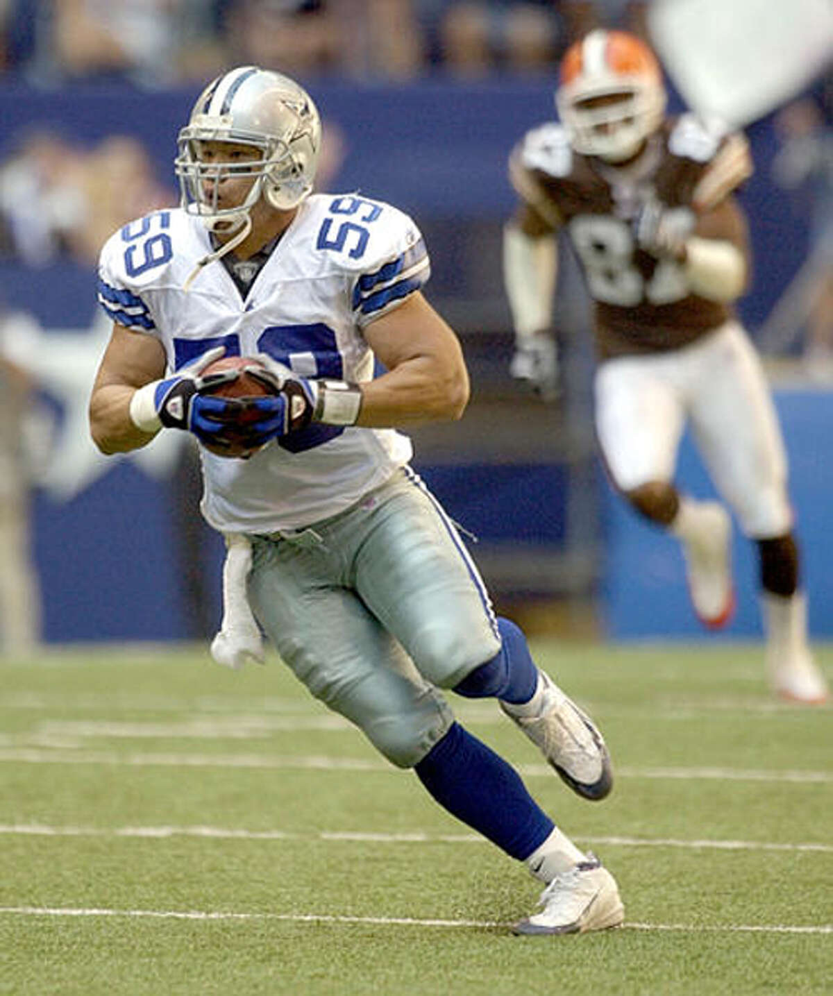 Former Cowboy Nguyen joining ESPN radio