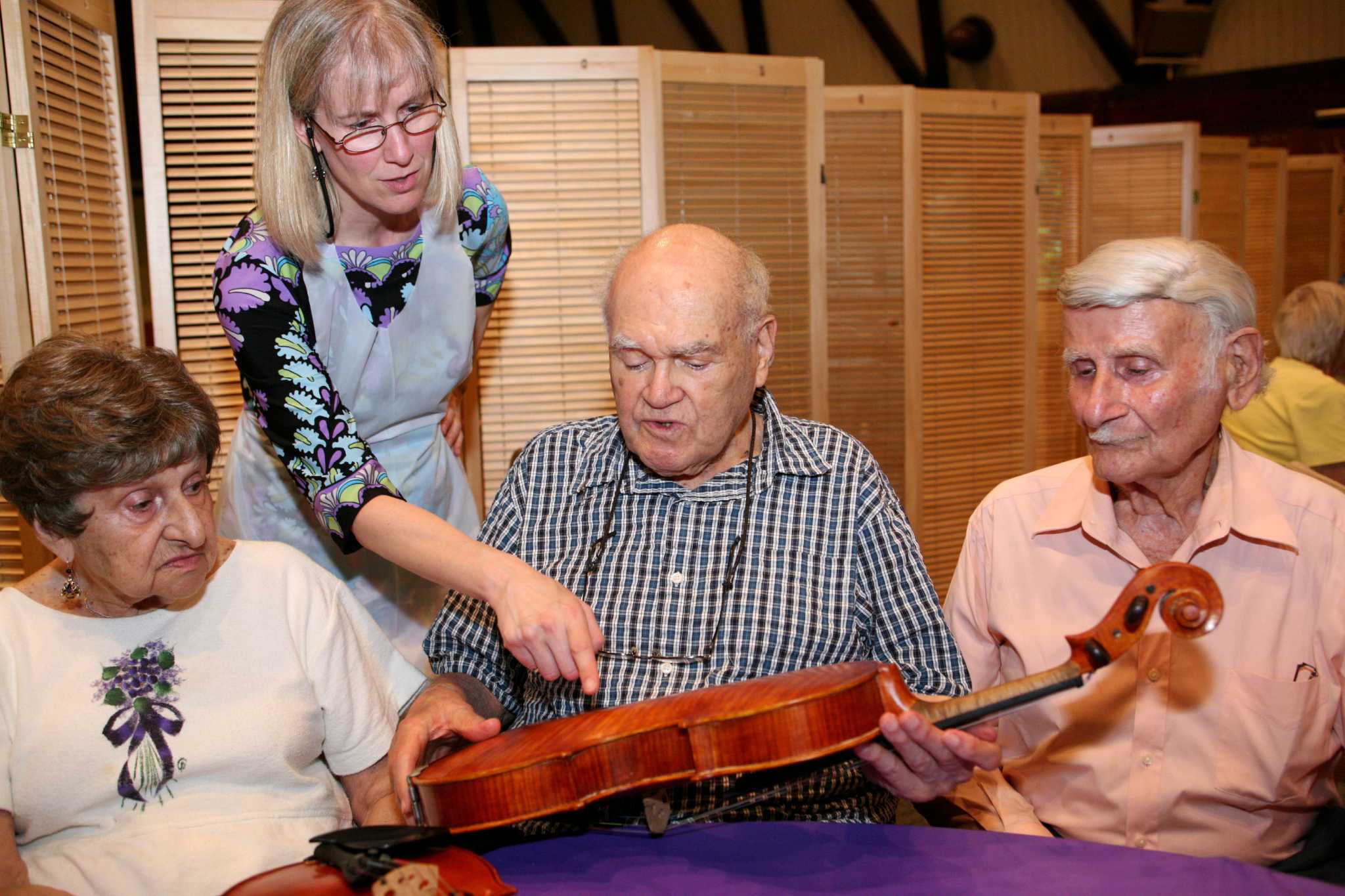 Making string instruments as a hobby
