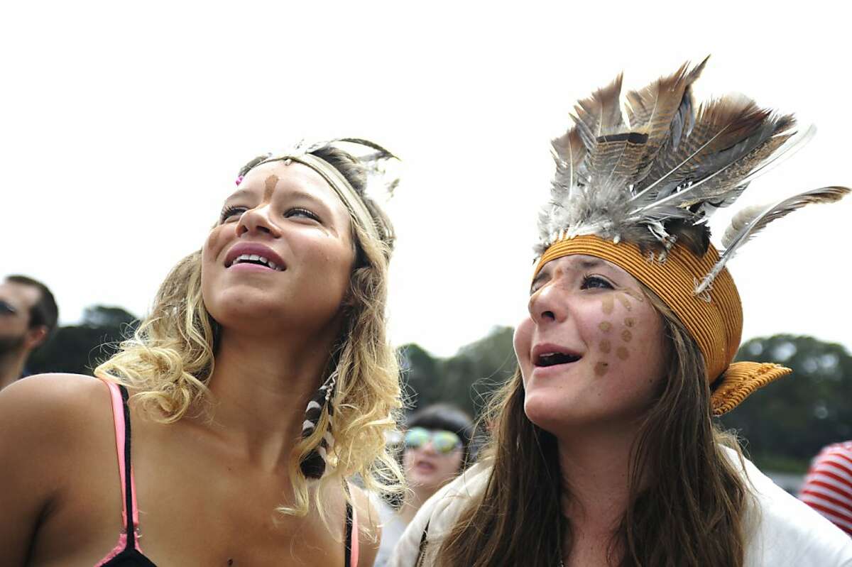 Outside Lands has smooth, chilly start