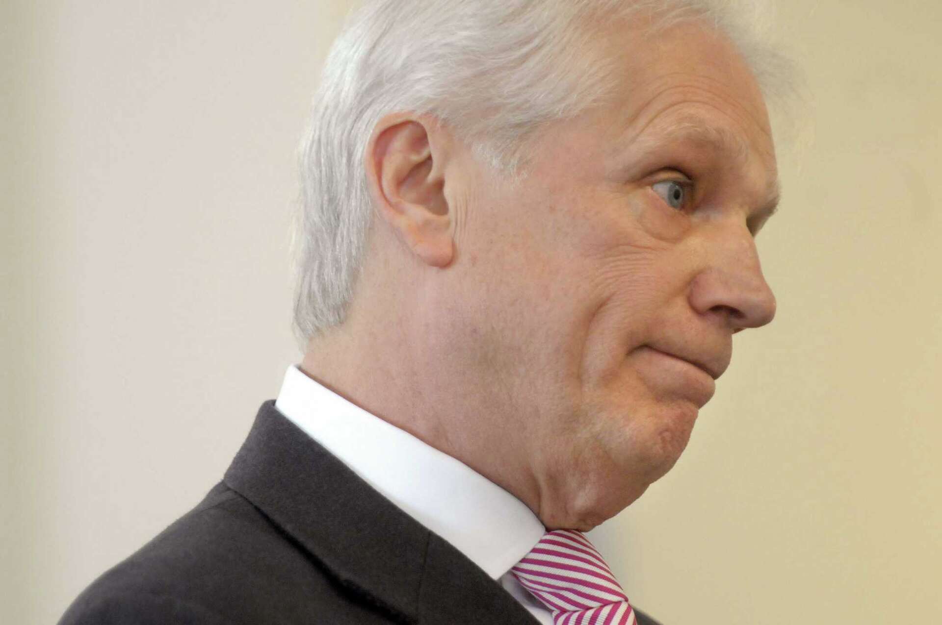 Politics swirl in bid for judges