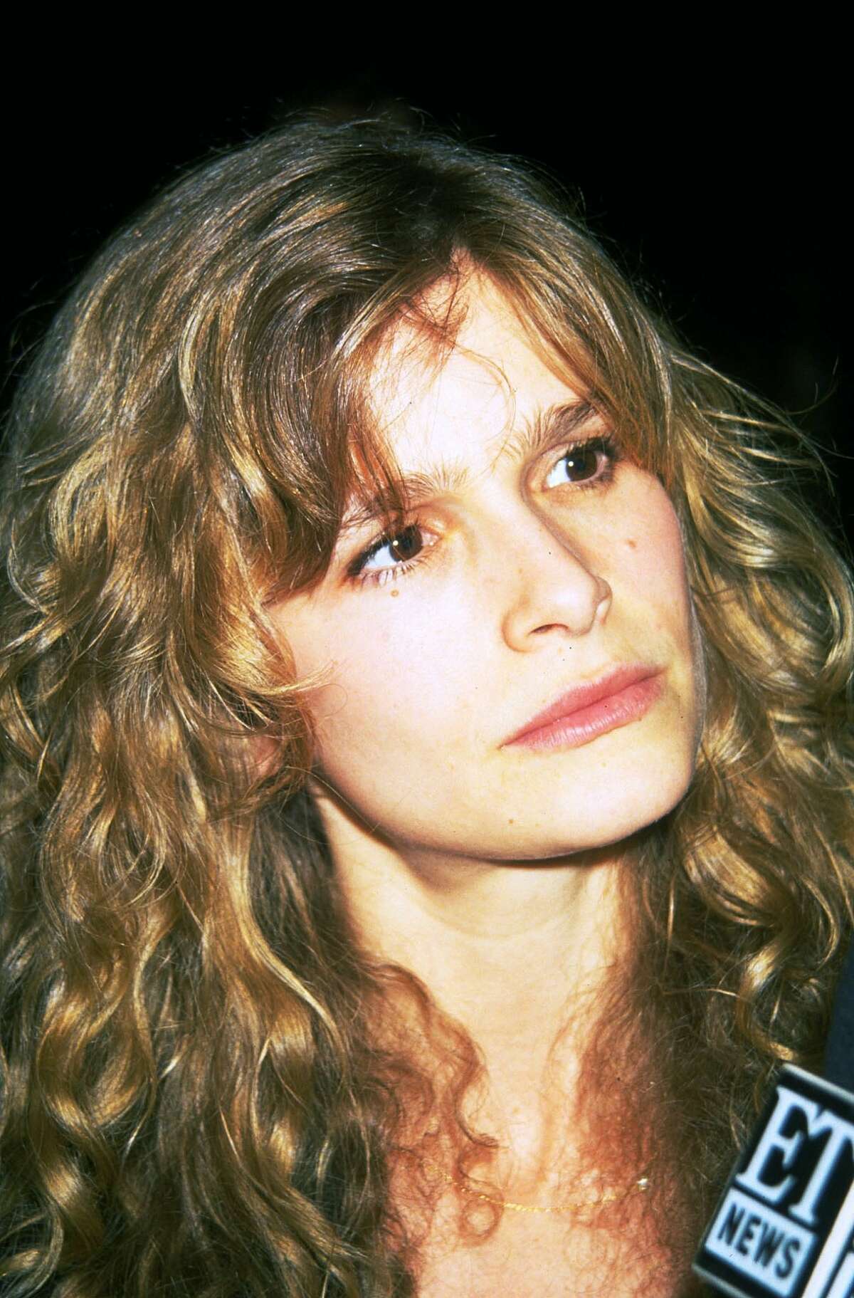 A look at the stars of 'Singles' — then and now