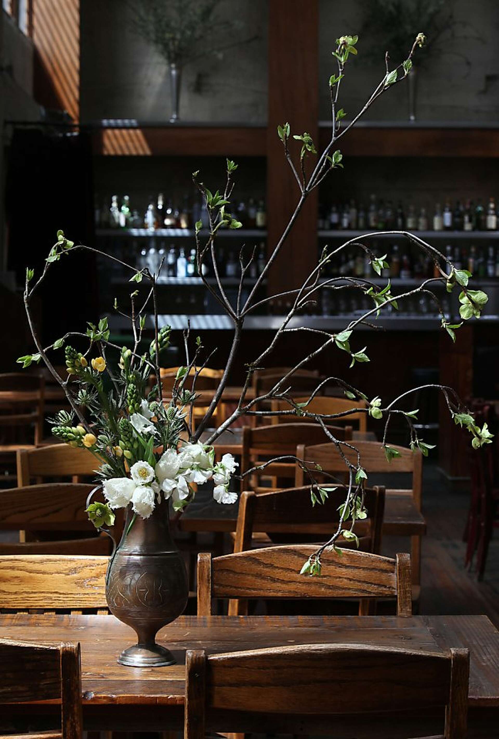 Restaurant florist tips for DIY floral designers