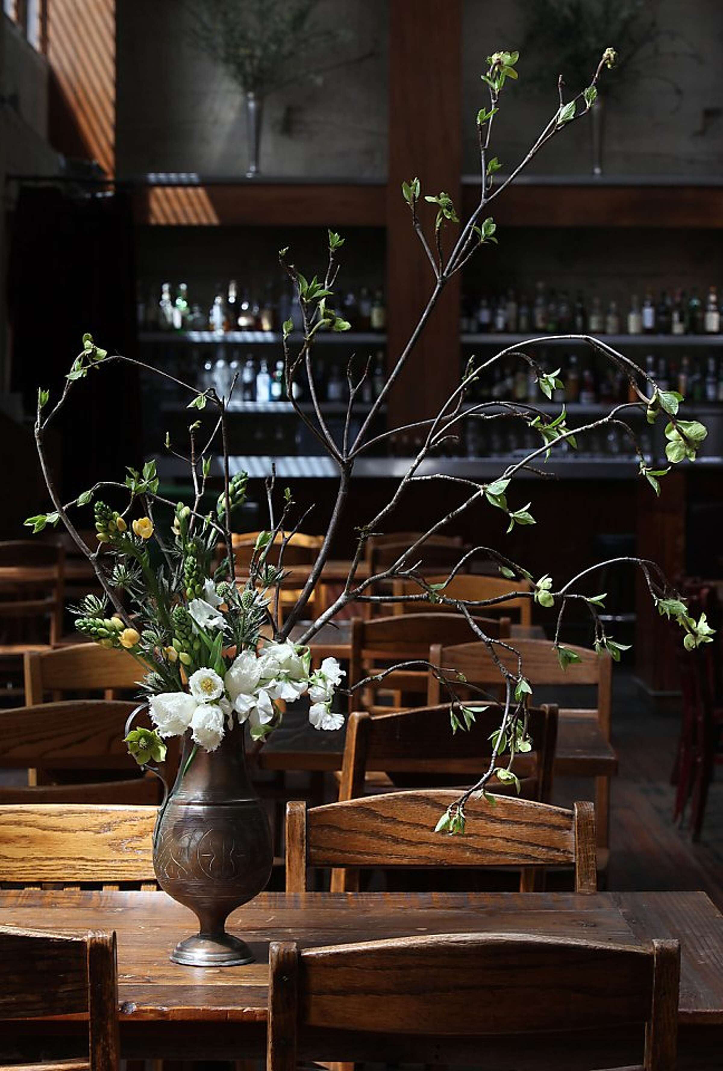 Restaurant florist tips for DIY floral designers
