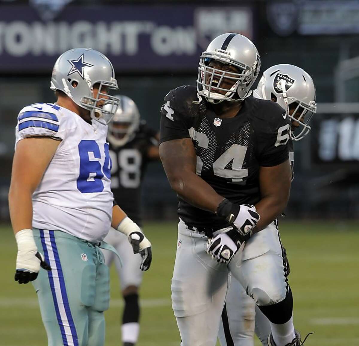 Raiders' new era starts with a shrug