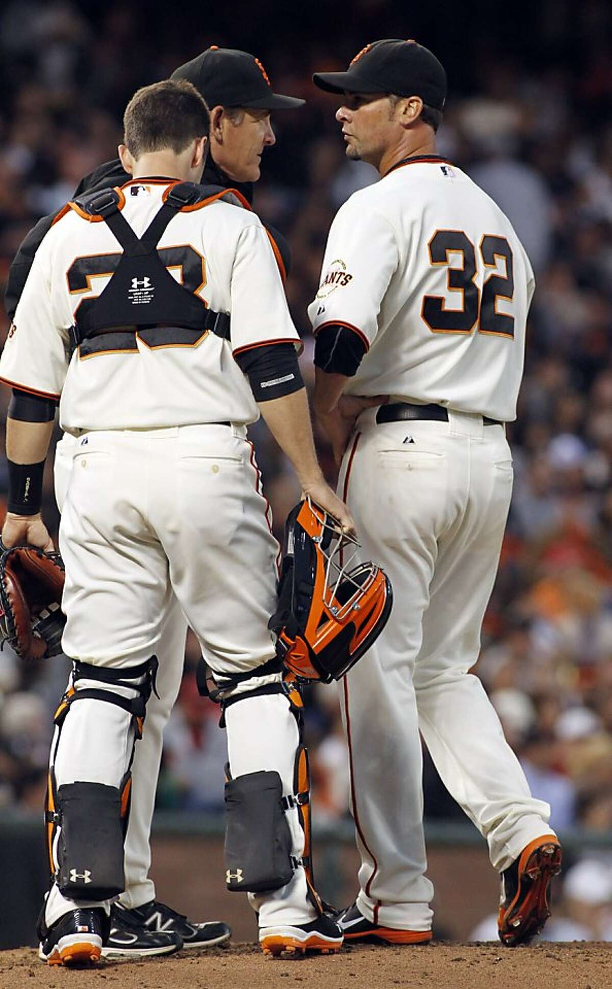 Nats crush SF Giants behind 21 hits