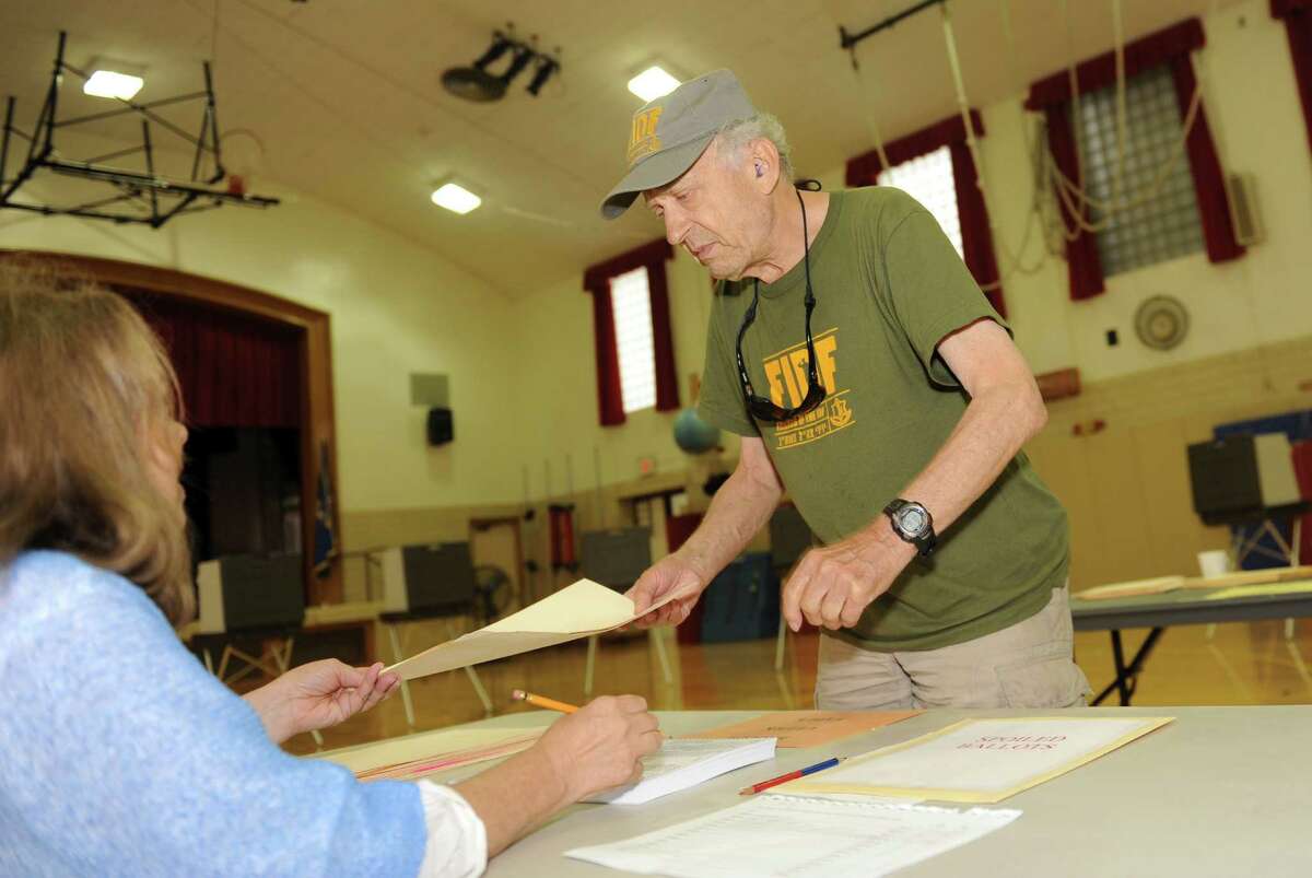 Greenwich GOP turnout for primary surprises registrar