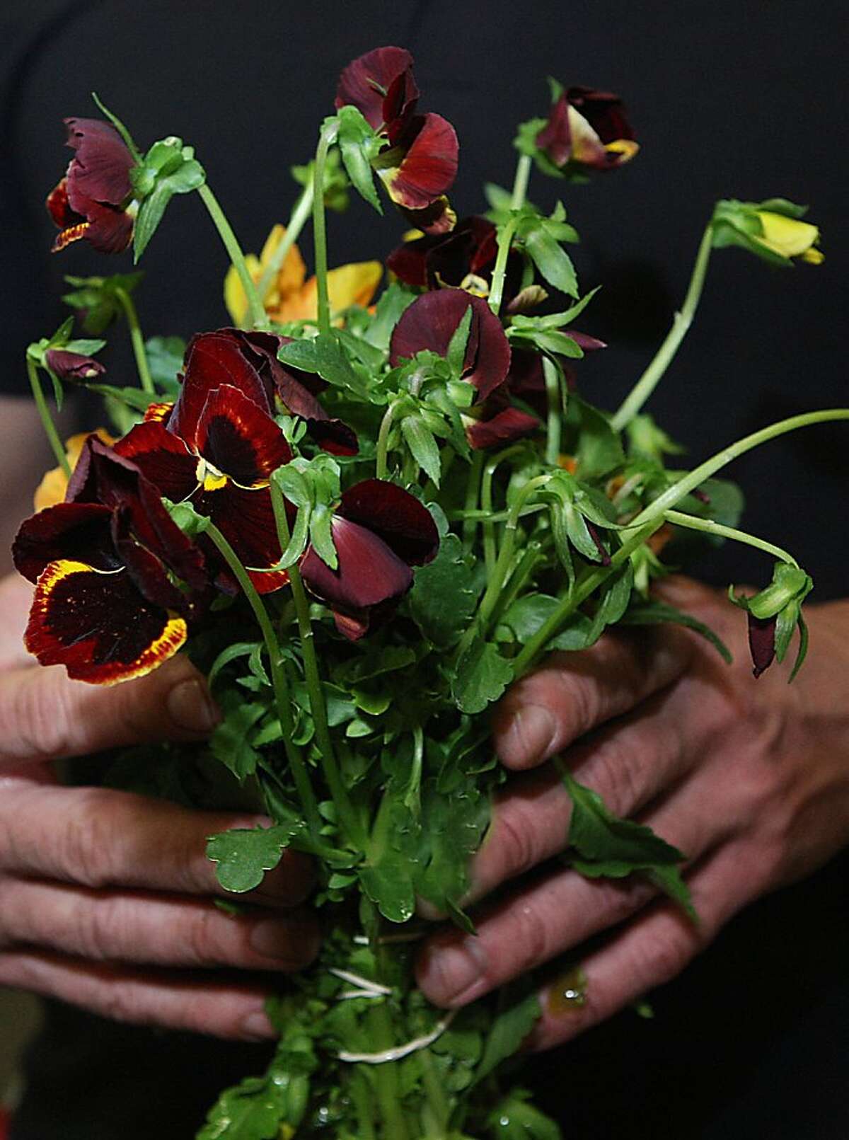 Restaurant florist tips for DIY floral designers