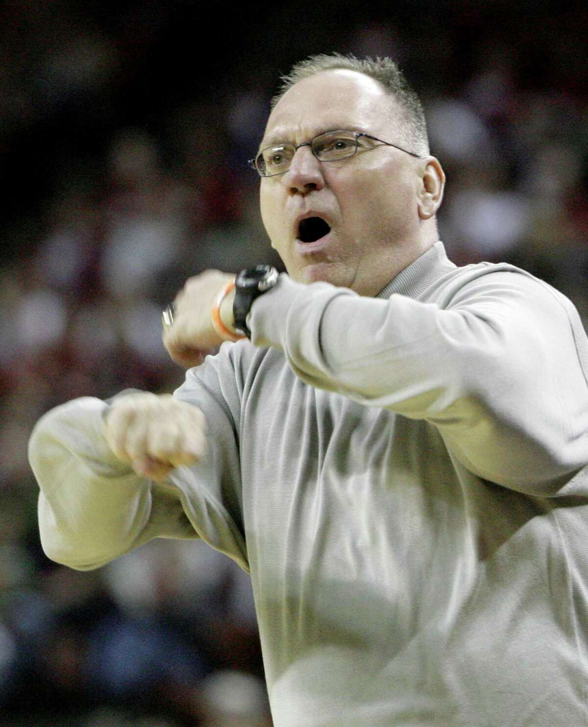 Lamar hires women's assistant