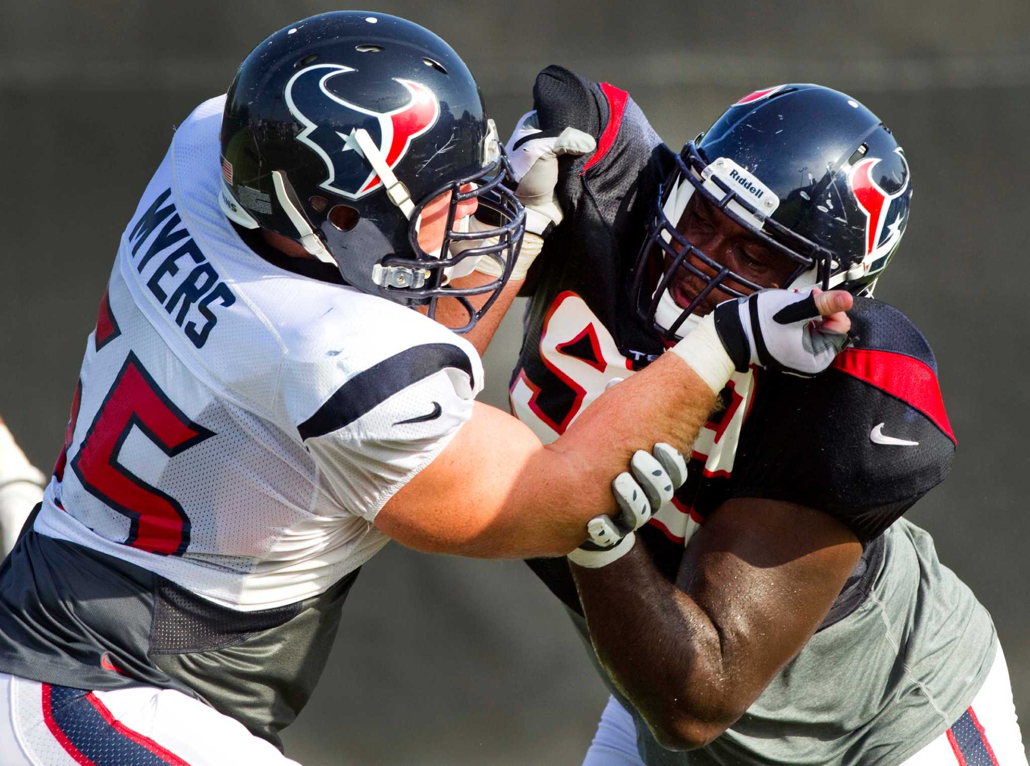 Texans nose tackles strive to earn playing time
