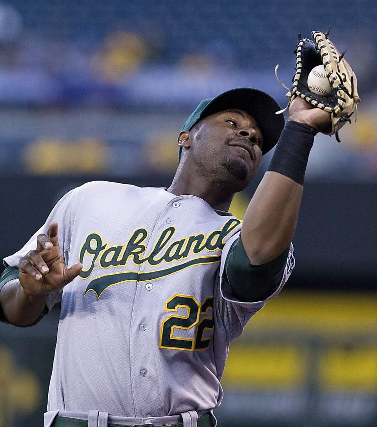 Straily gets 1st win as A's blank Royals