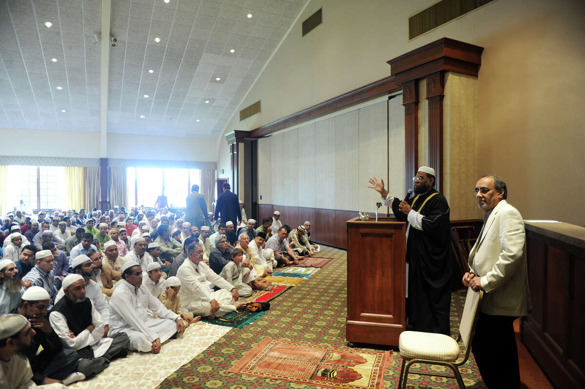 Stamford Muslims mark end of Ramadan