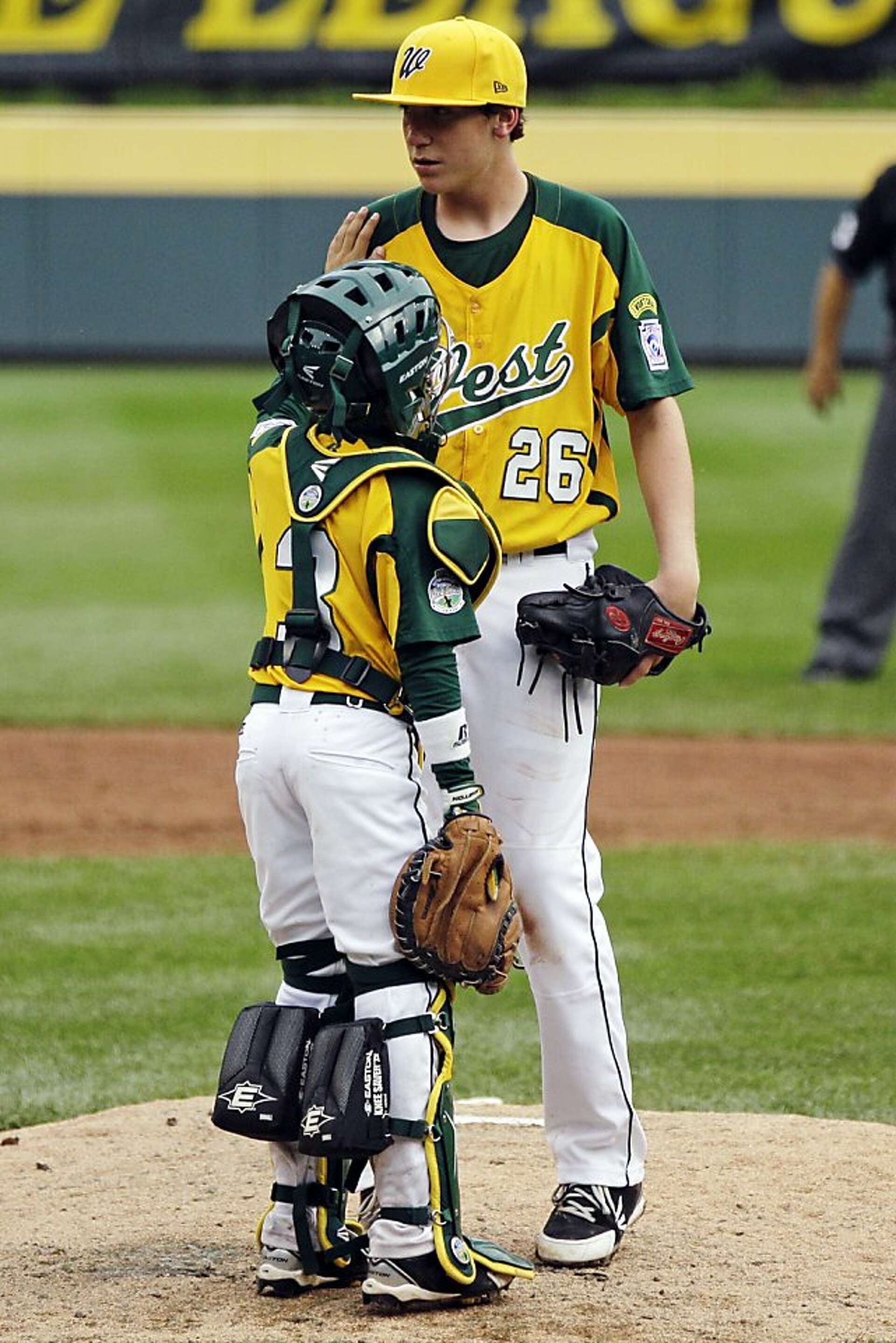 Petaluma boys advance in World Series