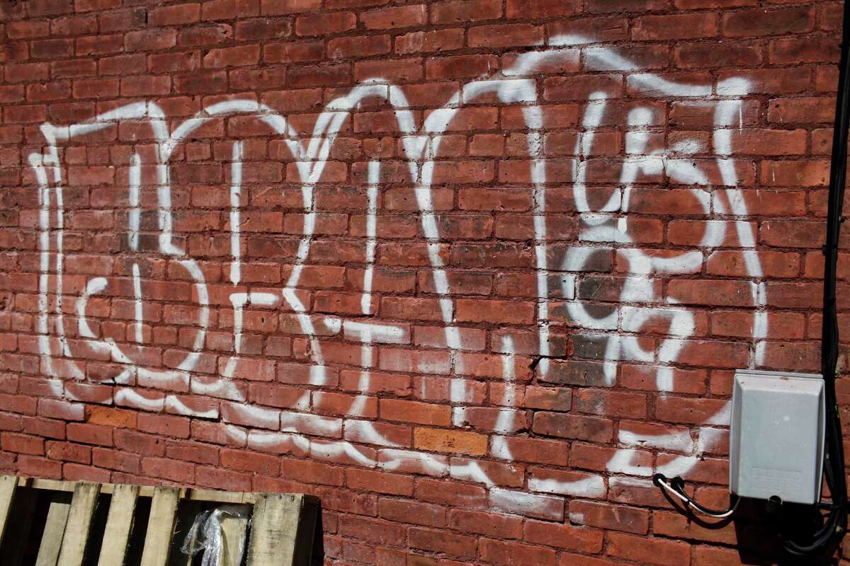 Troy fights urban scrawl