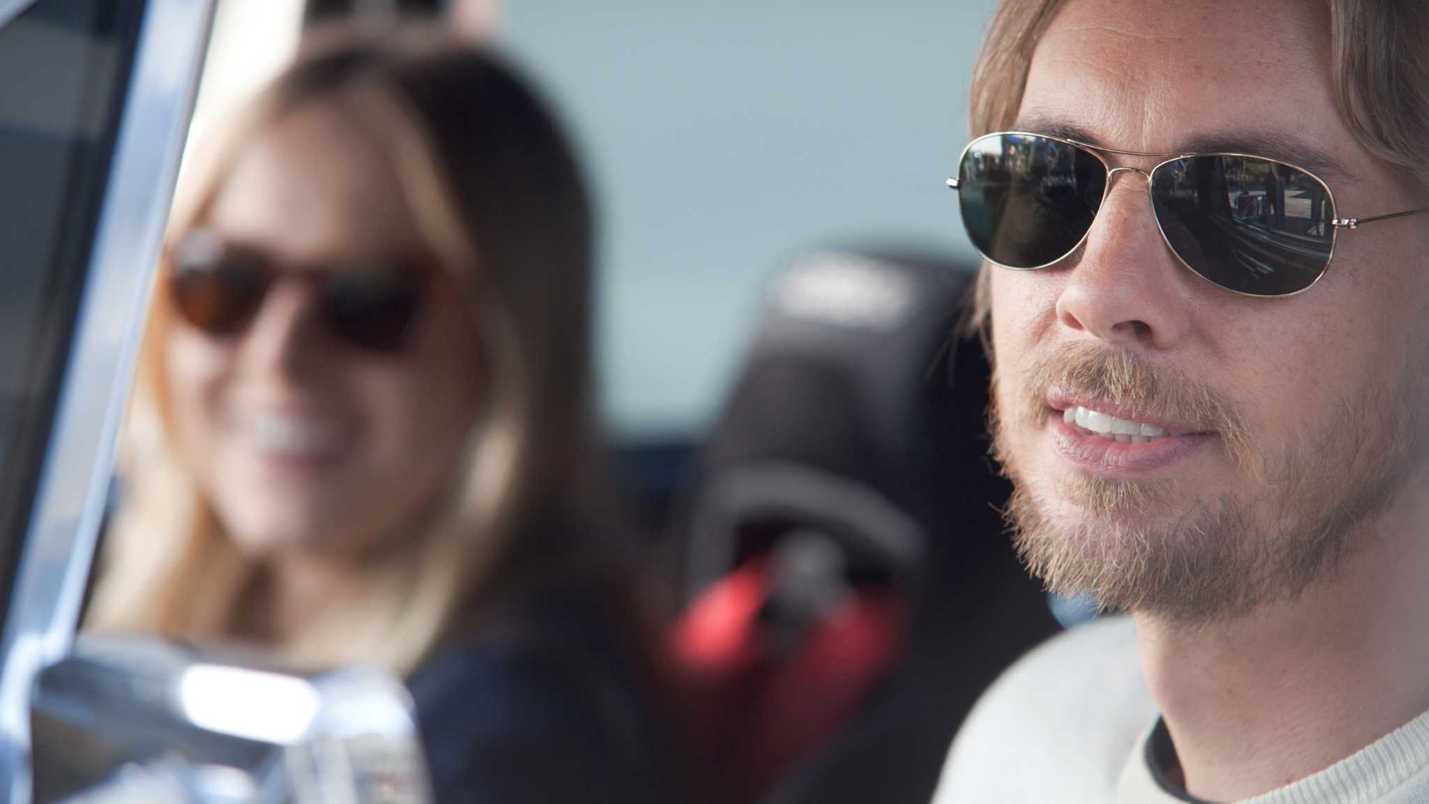 Dax Shephard drives just about everything in 'Hit and Run'