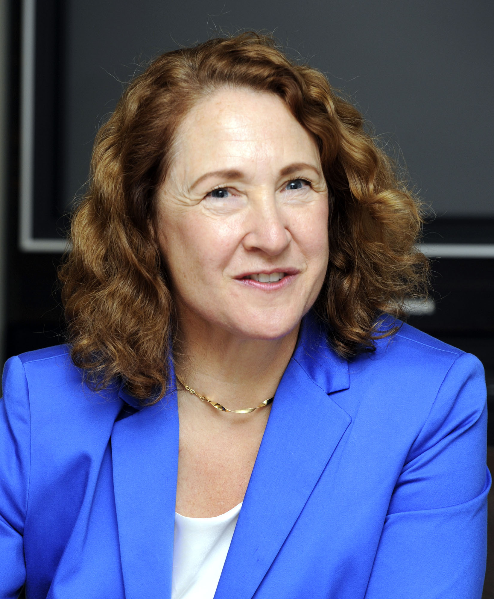 AFL-CIO backs Esty in 5th District race