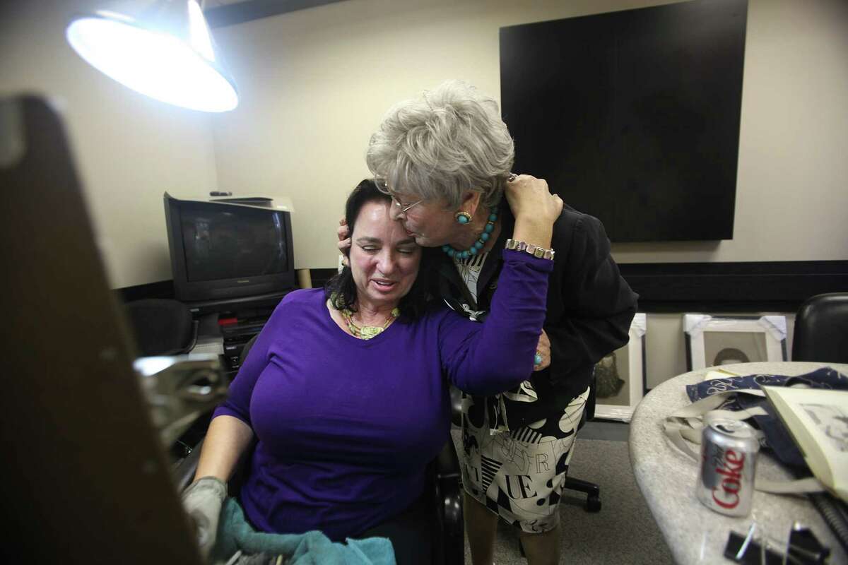 Crime victim now one of 25 U.S. sketch artists