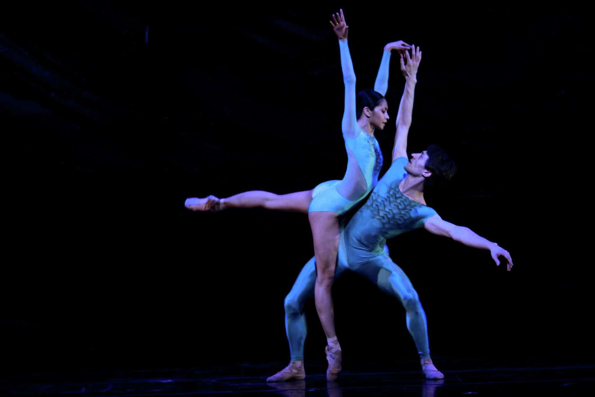Joffrey Ballet makes a triumphant return