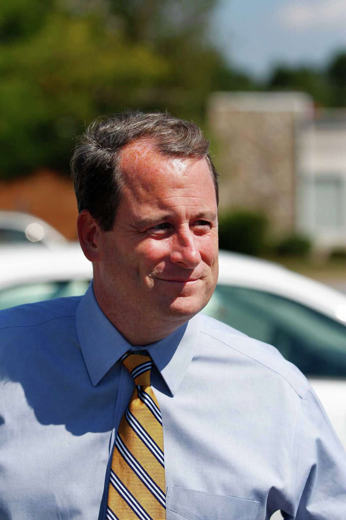 Guarded praise for chip maker