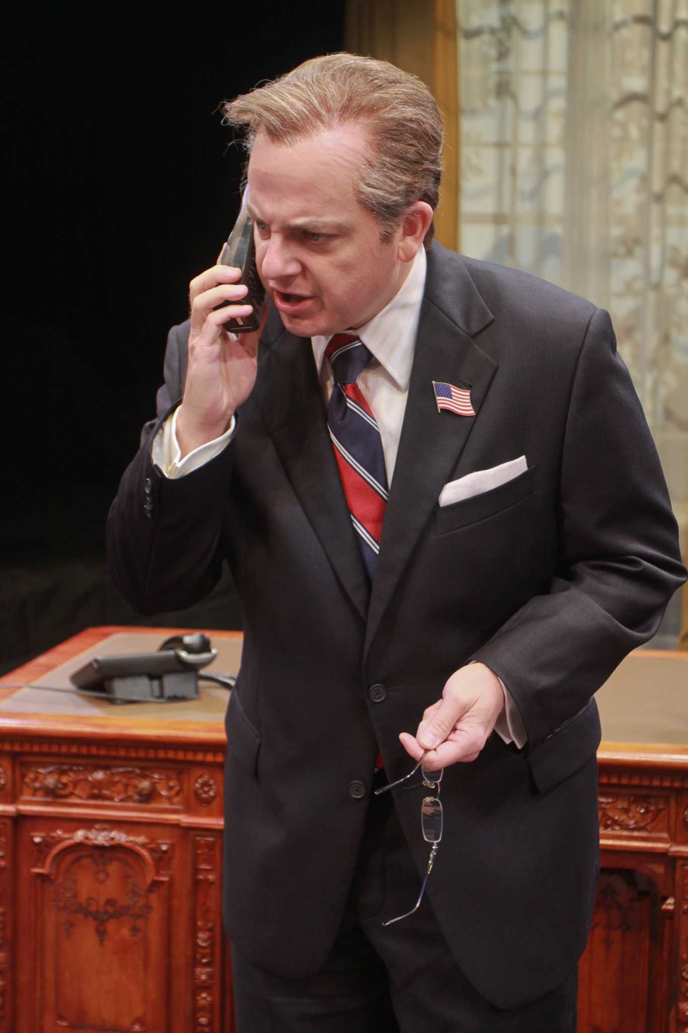 Mamet plays politics for laughs with 'November'