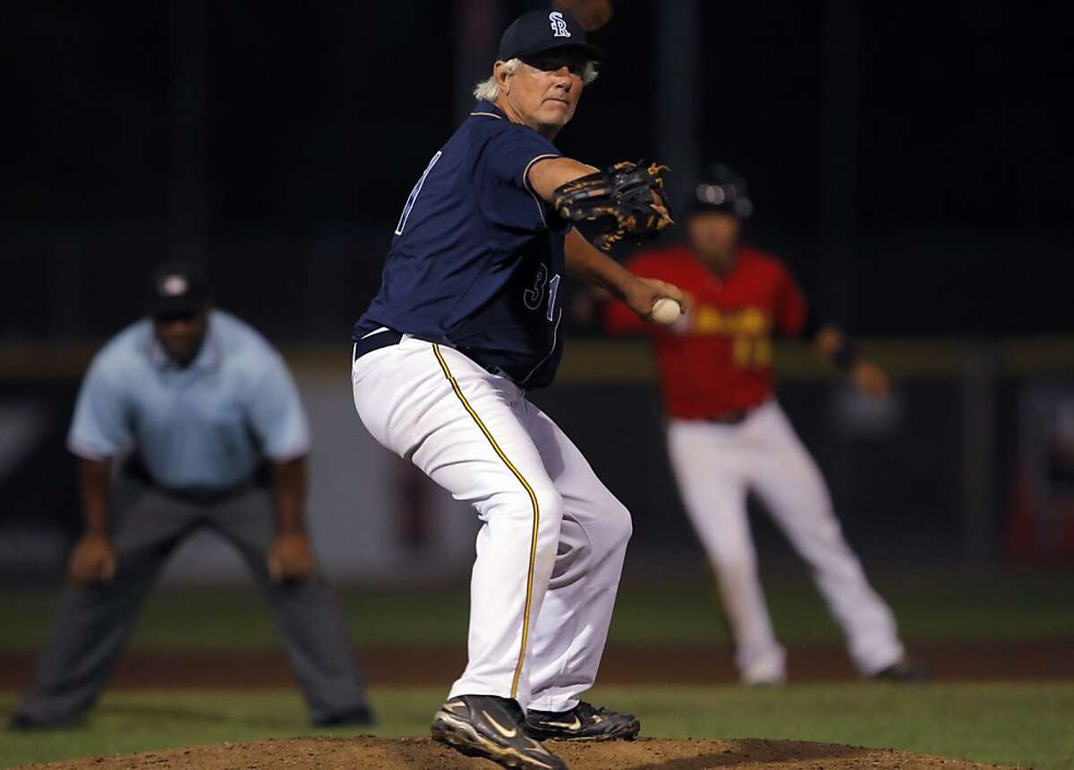 Bill Lee wins professional game at 65