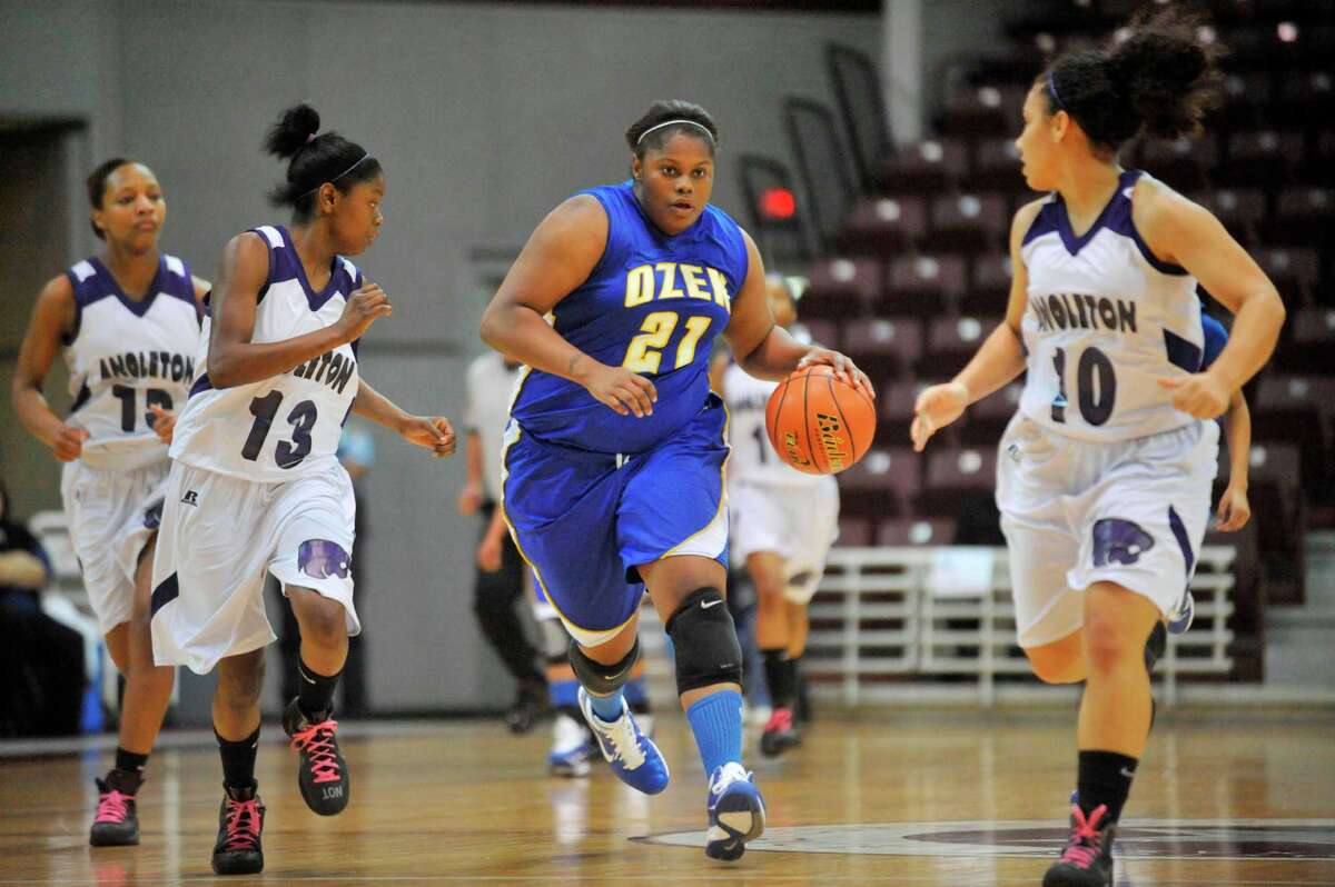 Photos: Texas commit Nekia Jones