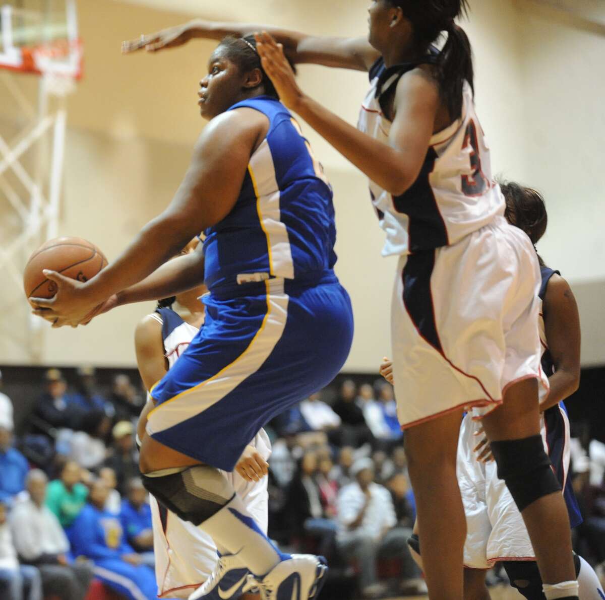 Photos: Texas commit Nekia Jones